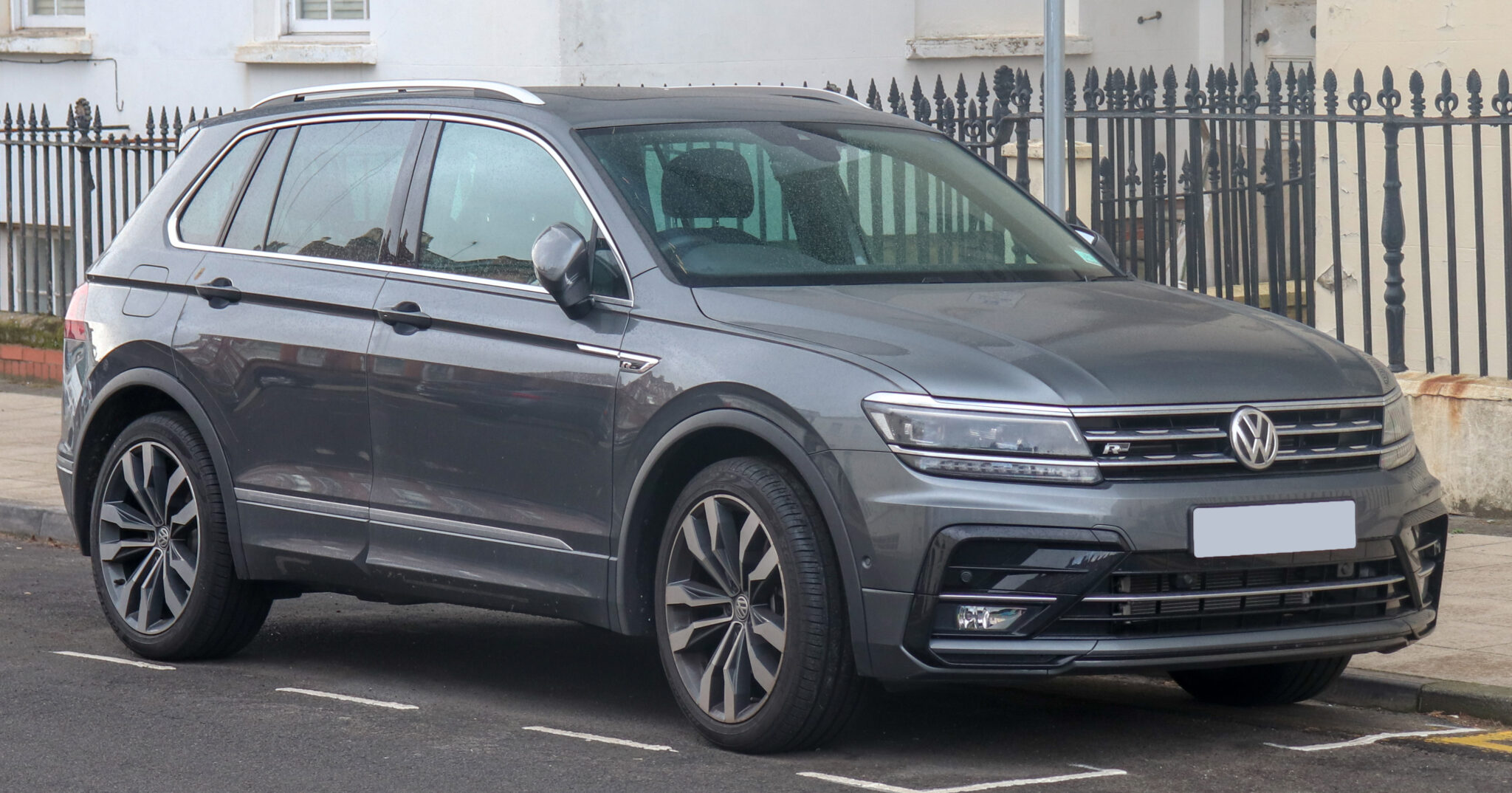 17 Common Problems Of A Volkswagen Tiguan - The Driver Adviser