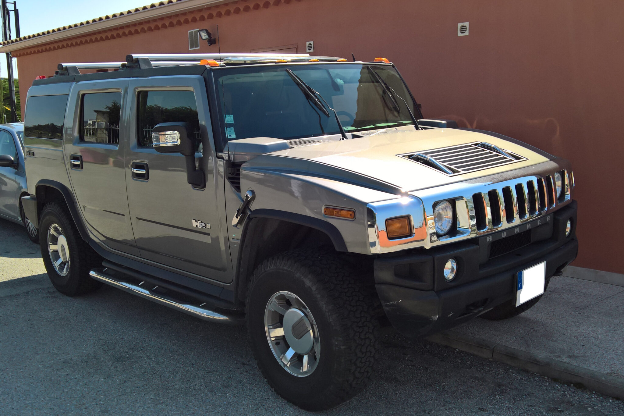 How Many Miles Can A Hummer Last? (+Reliability Scores) - The Driver ...
